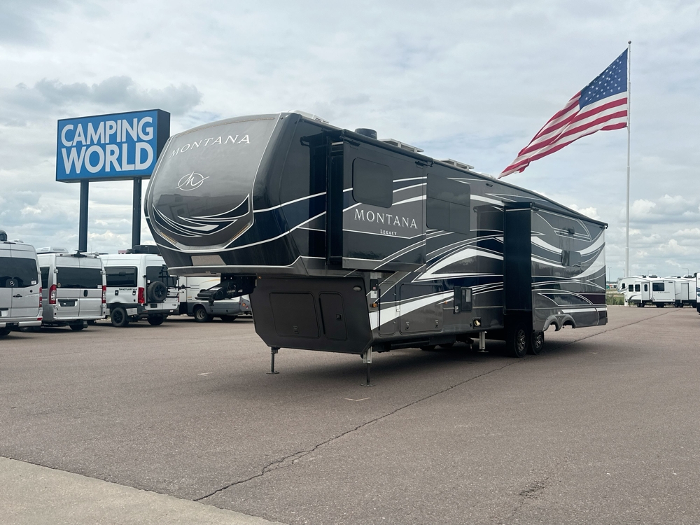 2023 Keystone Montana 3781RL - Stock #2553772P | Sioux Falls, SD ...