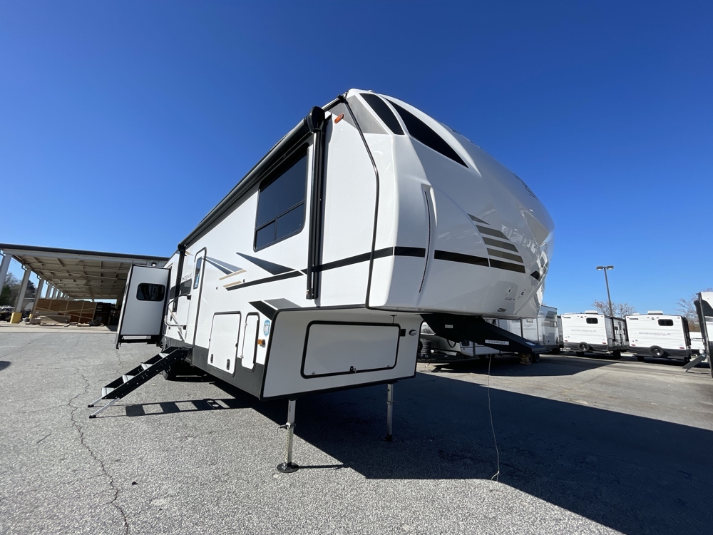 2025 Shasta Phoenix 355FBX - Stock #2485567 | Statesville, NC | Camping ...