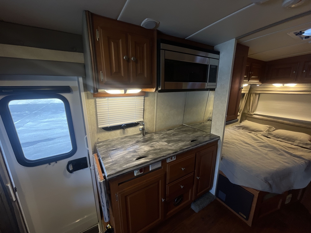 2015 Phoenix Cruiser Phoenix Cruiser 2350MBSS - Stock #2519227 ...