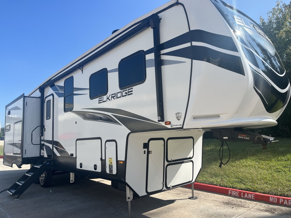 2023 Heartland Elkridge 32RK - Stock #2625365 | Spring, TX | Camping World