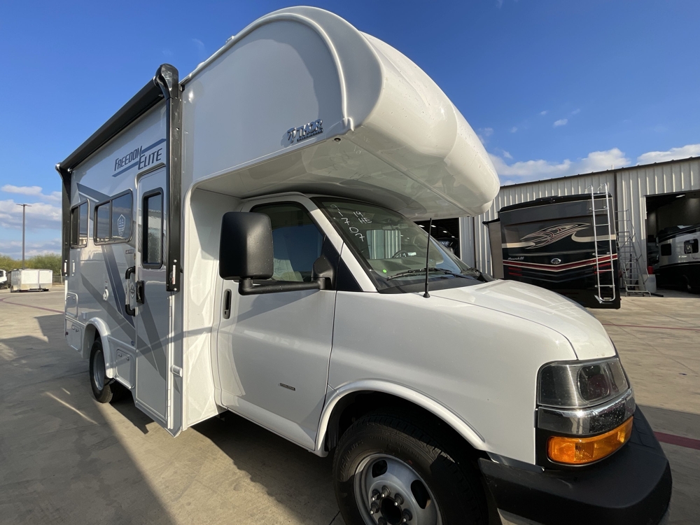 2026 Thor Freedom Elite 19HEC - Stock #2548123 | New Braunfels, TX | Camping World