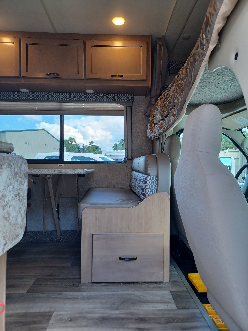 New or Used Thor Freedom Elite RVs for Sale - Camping World RV Sales