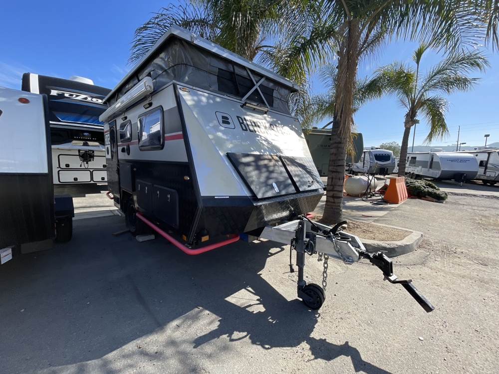2020 Black Series Black Series Caravan HQ12 - Stock #2529701A ...