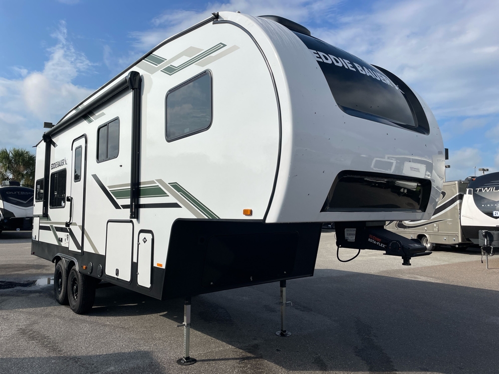 2025 Heartland Eddie Bauer Signature 2500RK - Stock #2377459 | Dover, FL | Camping World