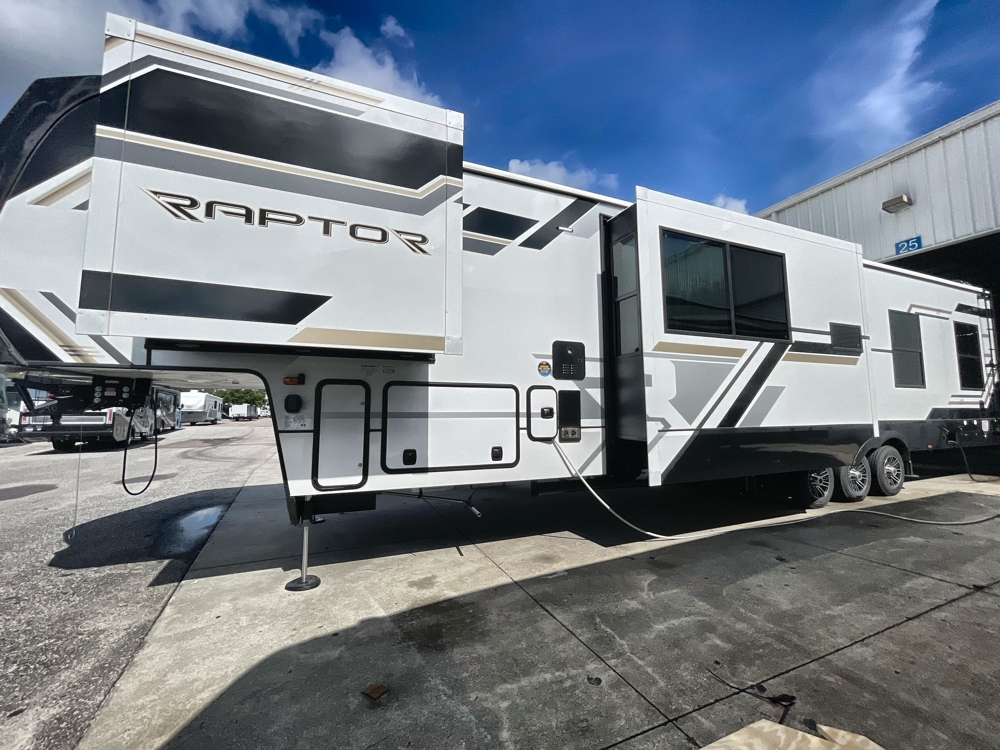 2025 Keystone Raptor 433 - Stock #2520204 | Dover, FL | Camping World