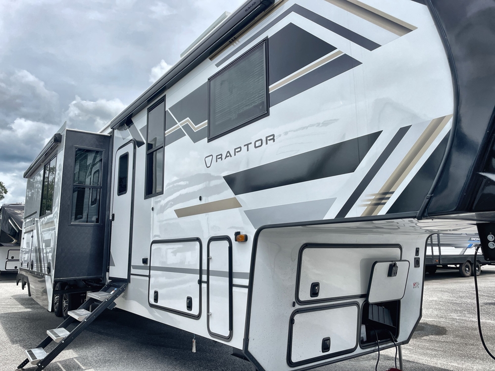 2026 Keystone Raptor 433 - Stock #2536188 | Dover, FL | Camping World