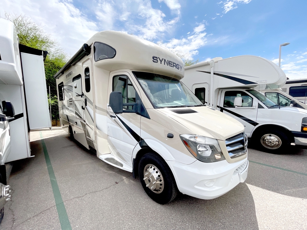 2020 Thor Synergy 24ST - Stock #2524944 | Tucson, AZ | Camping World