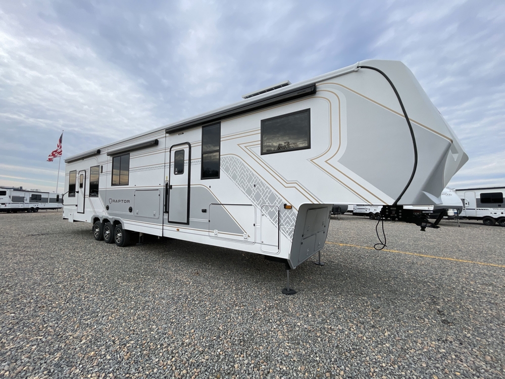 2026 Keystone Raptor 441HB - Stock #2617682 | Thornburg, VA | Camping World