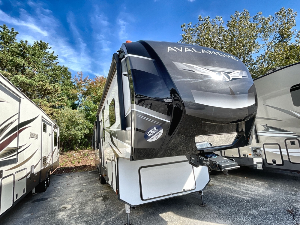 2021 Keystone Avalanche 338GK - Stock #2568308 | Uxbridge, MA | Camping ...