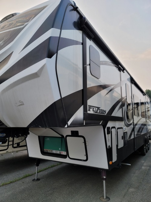 New or Used Keystone Fuzion RVs for Sale - Camping World RV Sales
