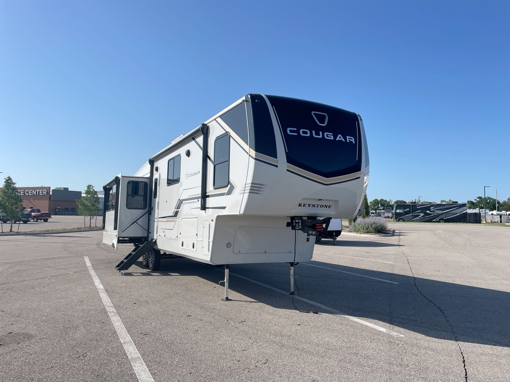 2026 Keystone Cougar 360MBI - Stock #2543192 | Wichita, KS | Camping World