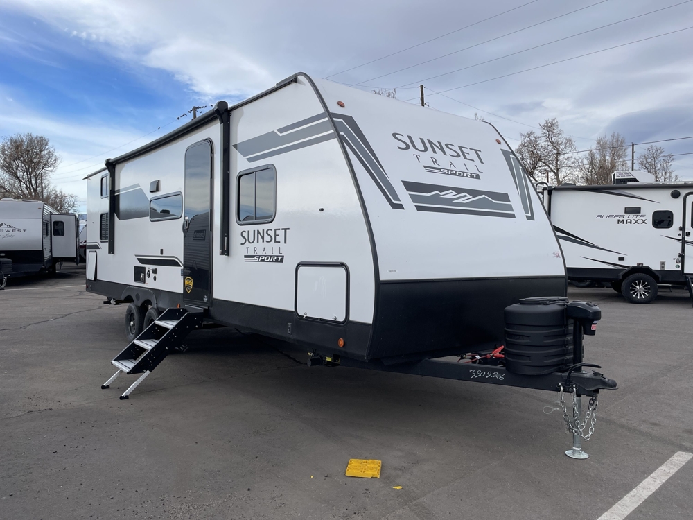 2025 Crossroads Sunset Trail 27BHS - Stock #2468539 | Wheat Ridge, CO ...