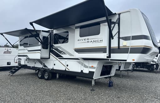 Used Fifth Wheel RVs for Sale | RVs.com