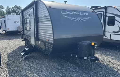 Used Small Trailer RVs for Sale | RVs.com
