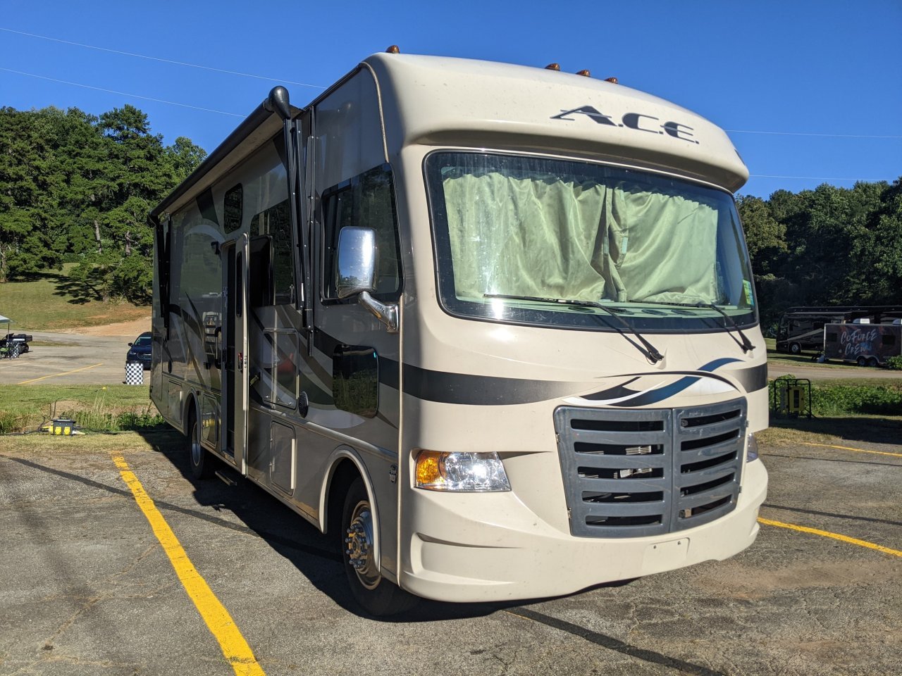 2015 THOR MOTOR COACH ACE 30.2 - Good Sam RV Rentals