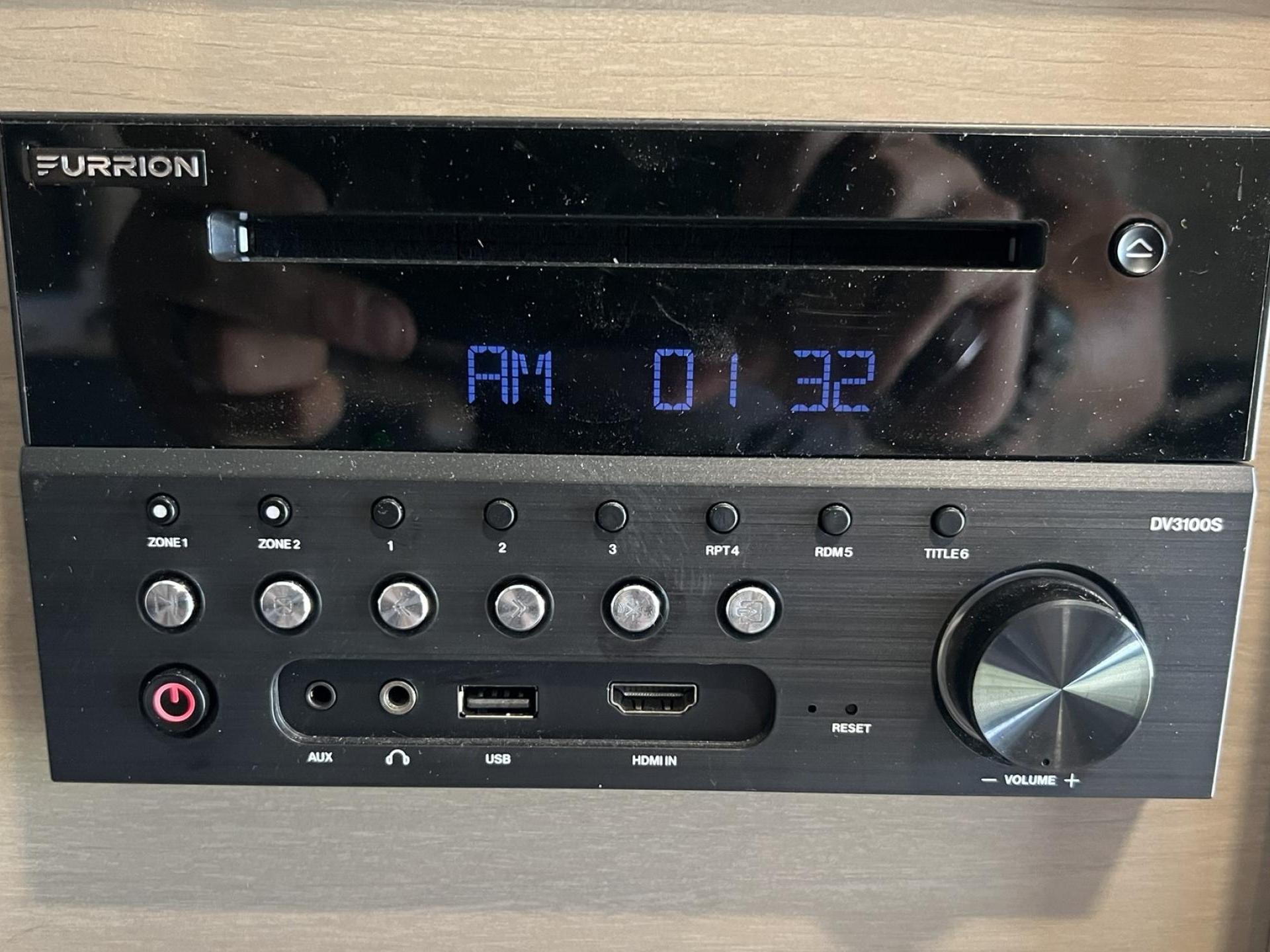 2021 TWILIGHT RV SIGNATURE TWS 3300 - Good Sam RV Rentals