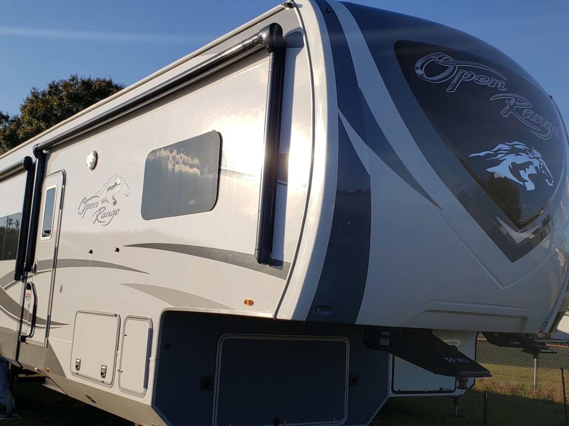 2021 OPEN RANGE Highland Ridge Bh3704 - Good Sam RV Rentals