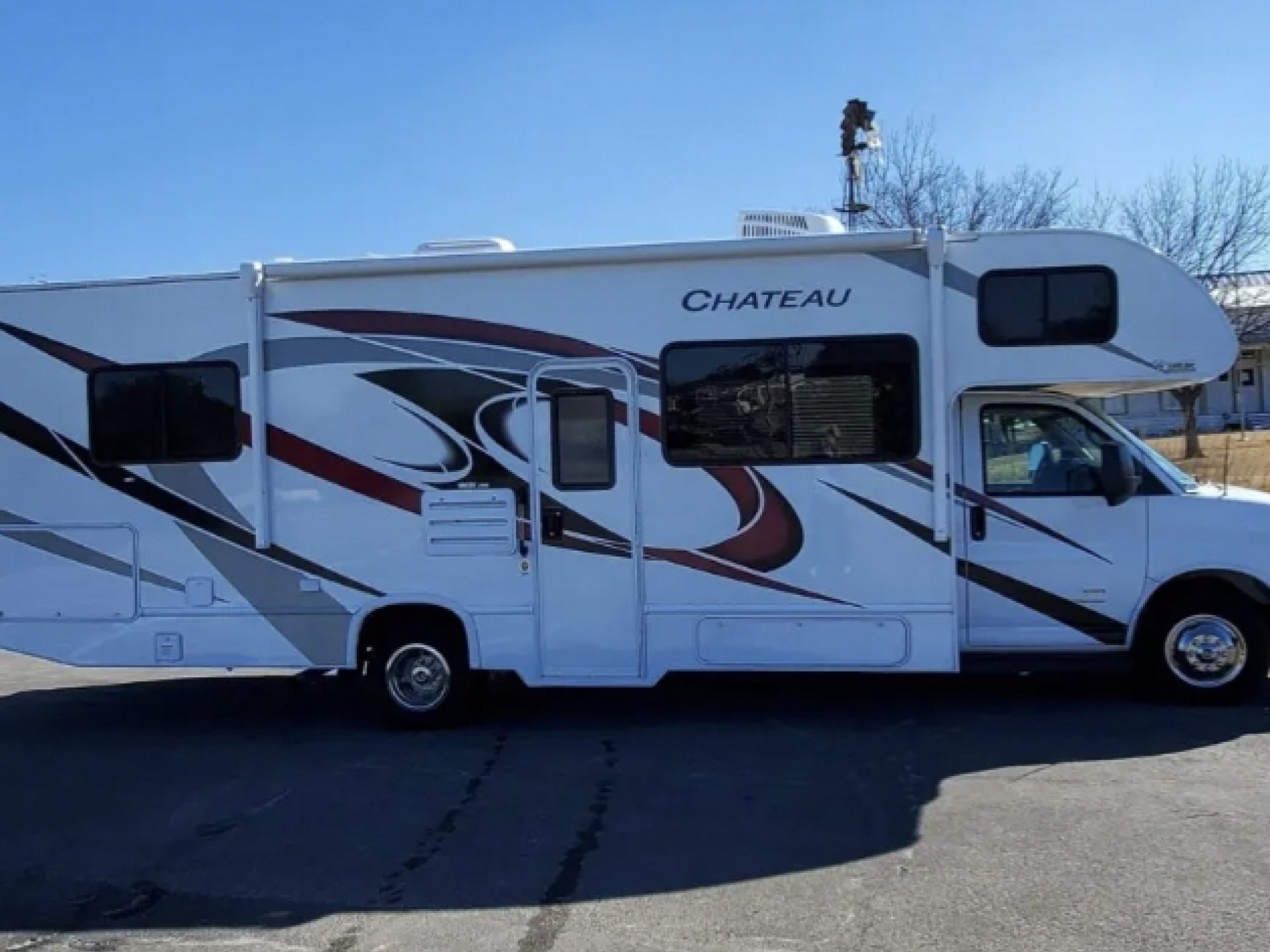 2022 THOR MOTOR COACH CHATEAU 28A - Good Sam RV Rentals