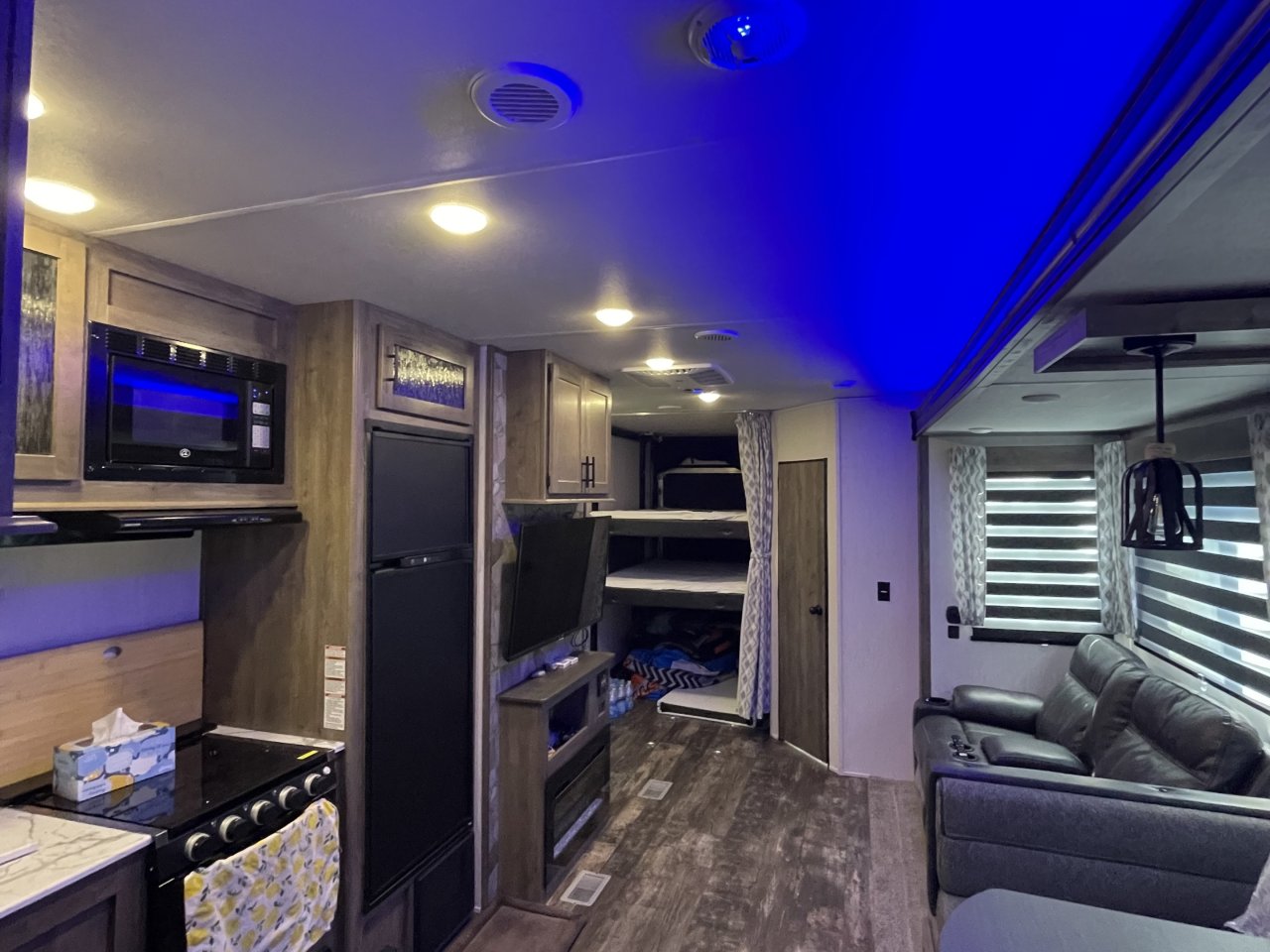 2021 FOREST RIVER WOLF PACK WOLF PACK 27PACK10 - Good Sam RV Rentals