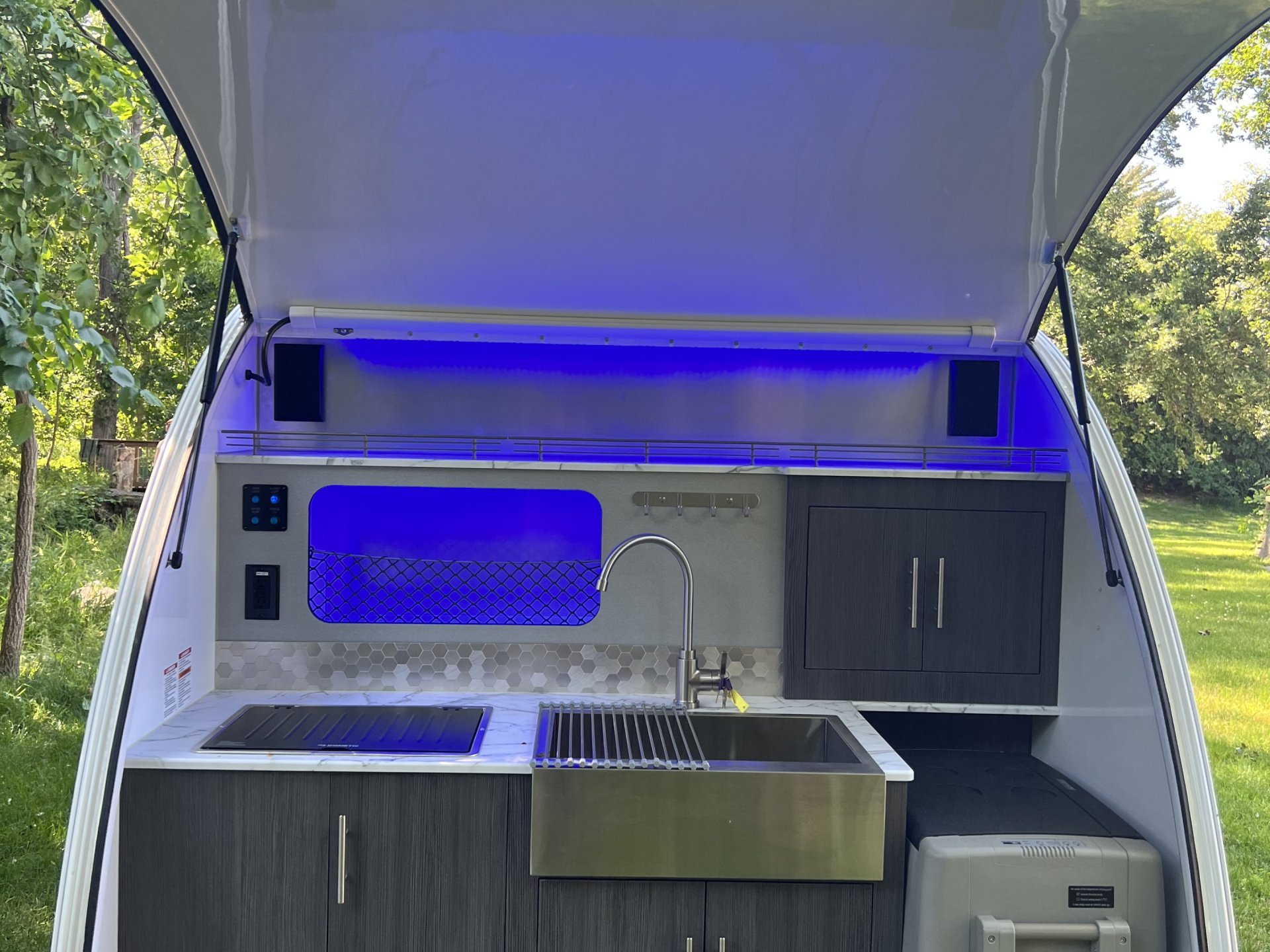 2022 Intech RV Luna Rover 1489GM Good Sam RV Rentals 2022-intech-rv-luna-rover-1489gm-good-sam-rv-rentals